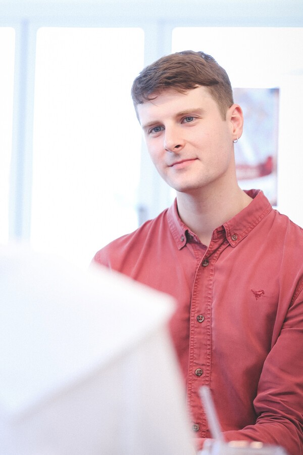 [인터뷰①] ‘베이컨’ 연출가 매튜 일리프(Matthew Iliffe) “‘본질만’ 남긴 연출, 그래서 짧고 명확하죠.”